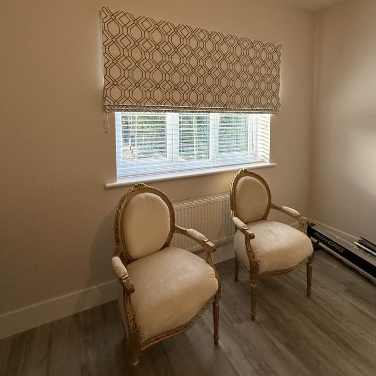 Roman Blinds Inside vs Outside Recess – Placement Guide